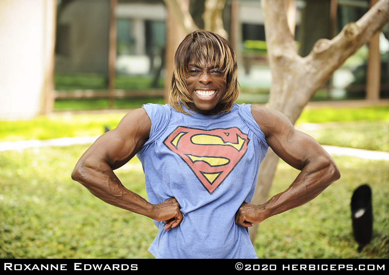 Female Muscle Videos and Photos - HerBiceps