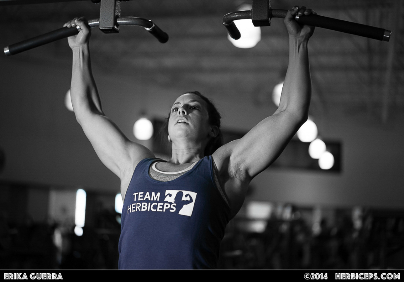 Female Muscle Videos and Photos - HerBiceps