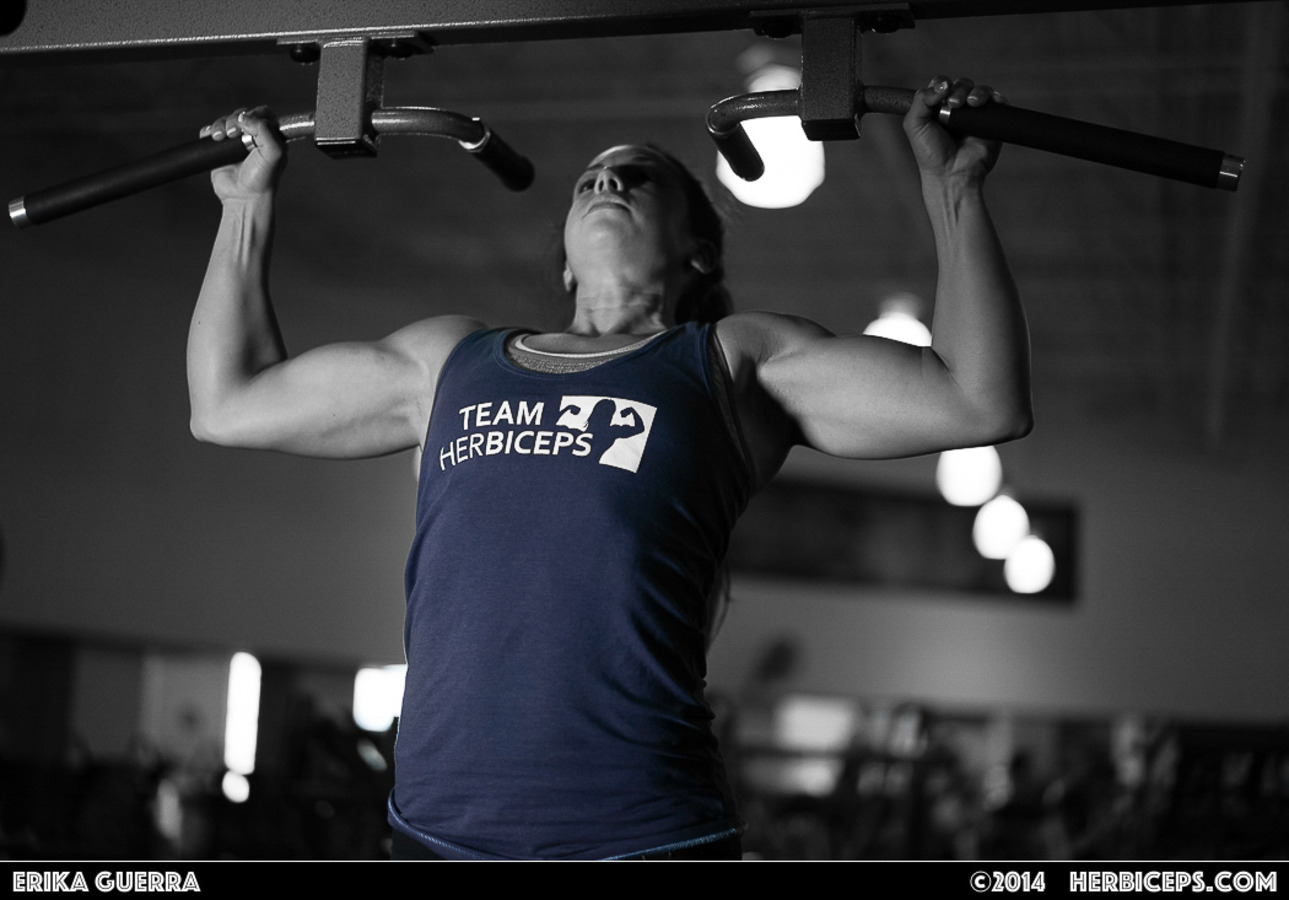 Female Muscle Videos and Photos - HerBiceps