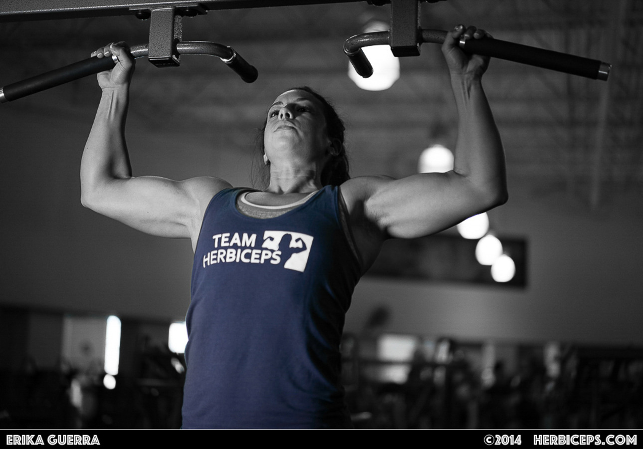 Female Muscle Videos and Photos - HerBiceps