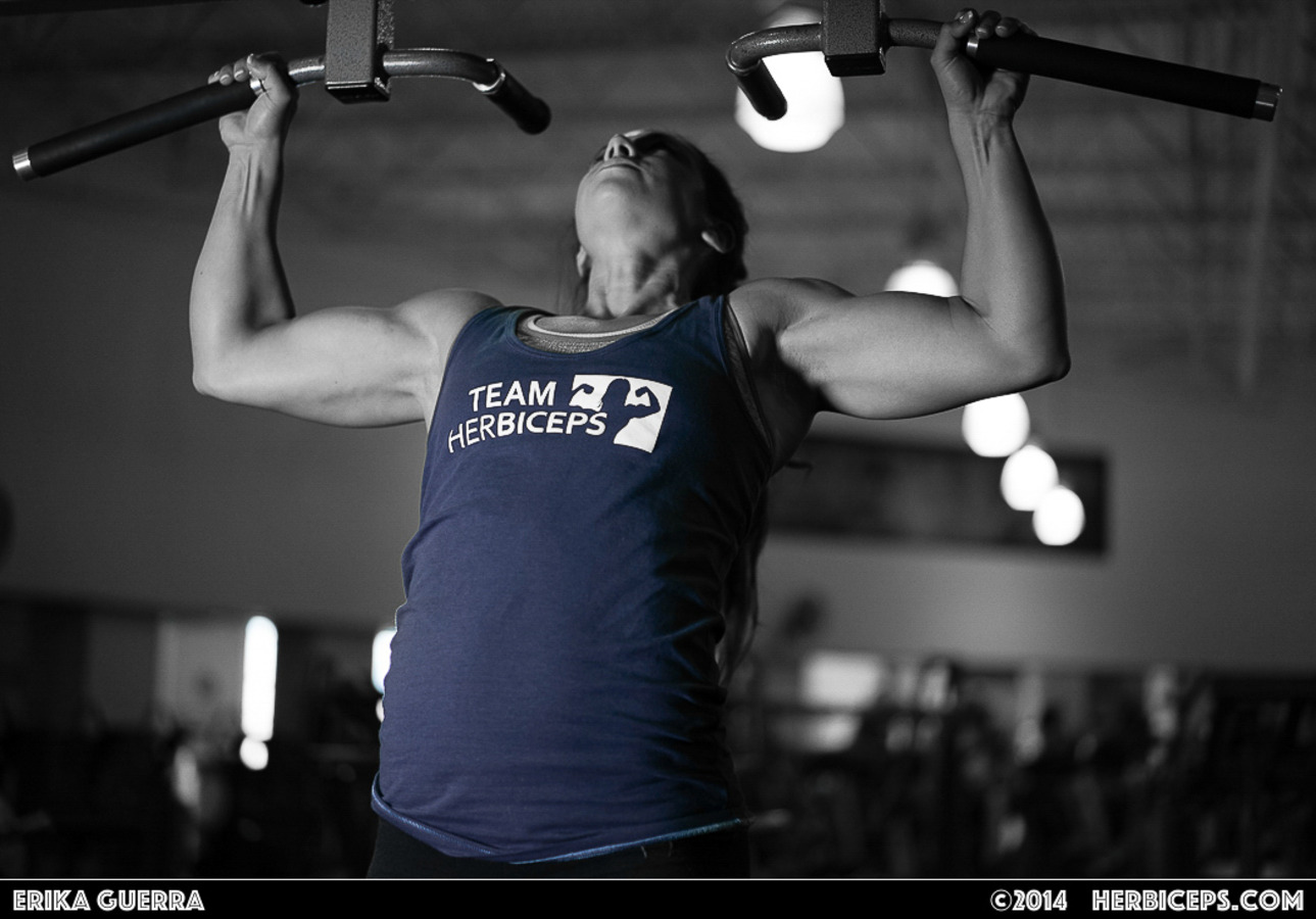 Female Muscle Videos and Photos - HerBiceps
