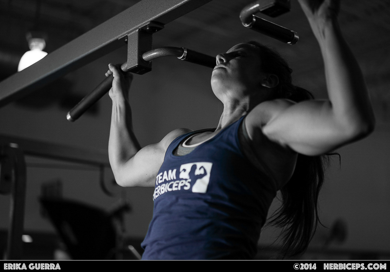 Female Muscle Videos and Photos - HerBiceps