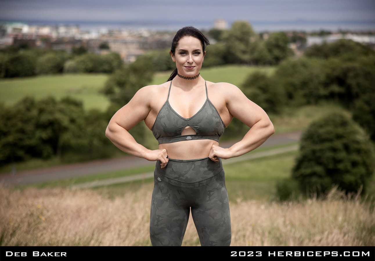 Female Muscle Videos and Photos - HerBiceps