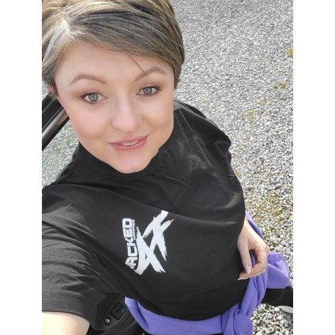 Tashkitty's profile at HerBicepsCam